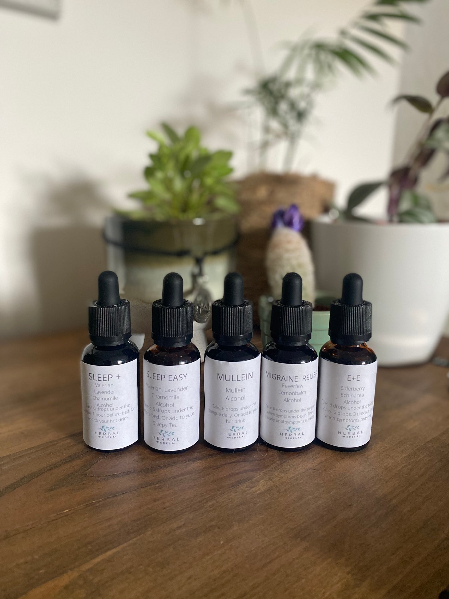 Let’s talk about Tinctures! – Herbal Medela